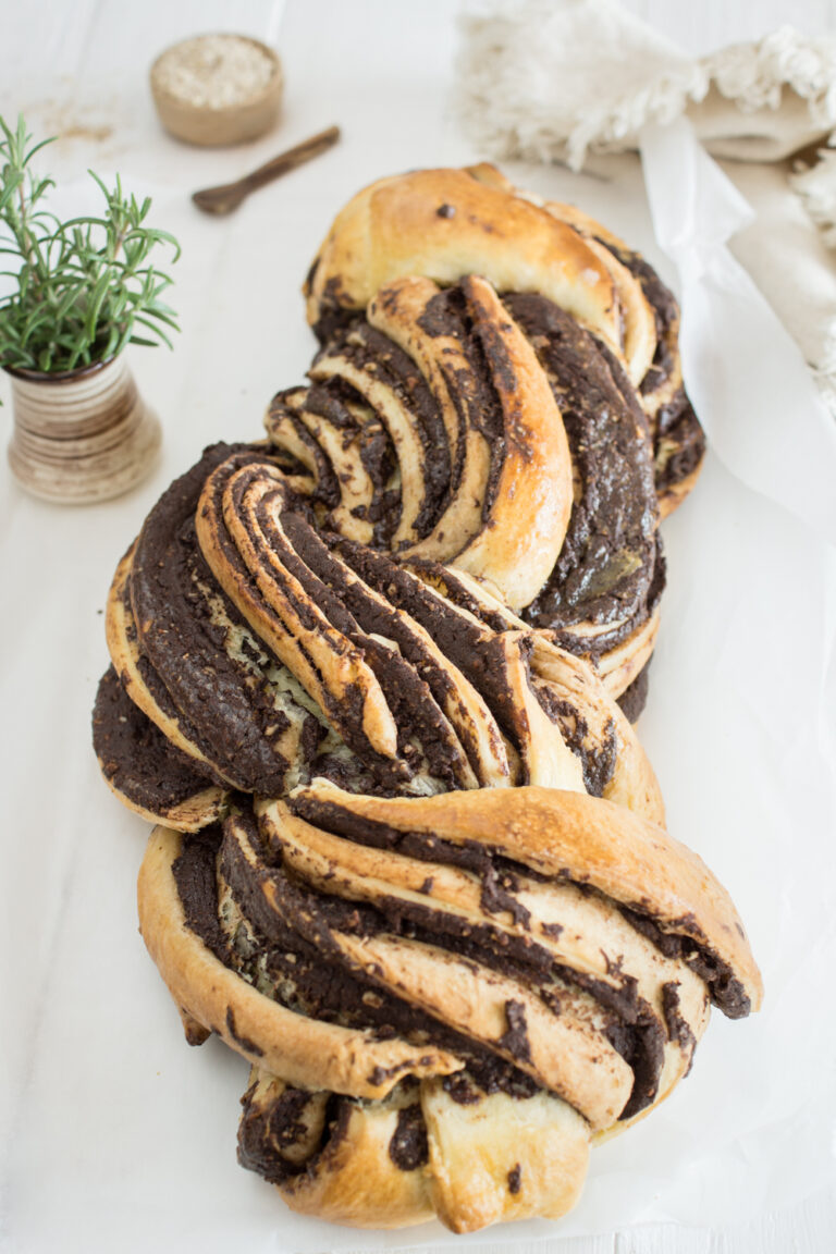 Ostergebäck: Schoko-Nuss Striezel - LieberBacken